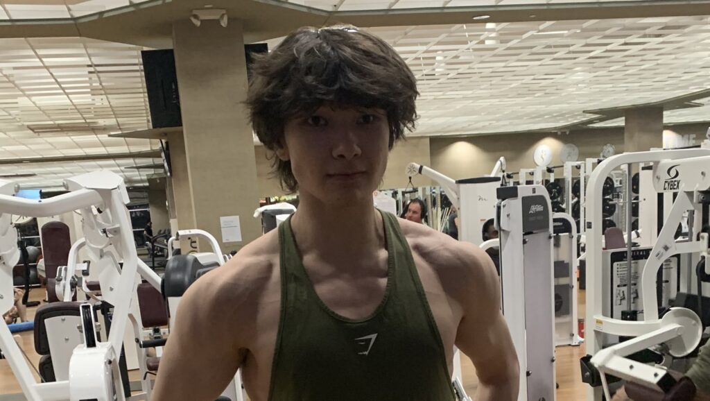 追記：Sinatraaの筋肉フレックス | D3watch